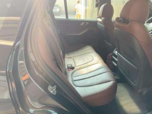 Black BMW X5 2021 in Vilnius, with an engine capacity of 2.99 L and mileage of 183 thousand km for 28500 €, photo 15 on AUTOMOTO.COM.LV