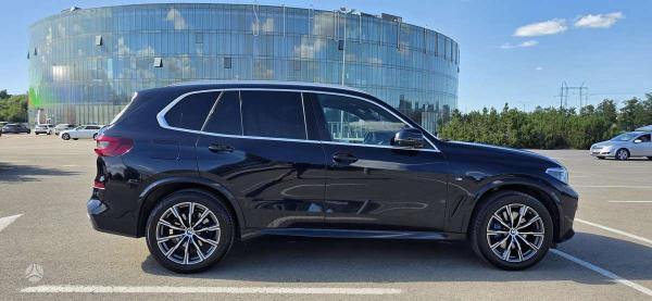 Melns BMW X5 2021 Šauļi, ar dzinēja tilpumu 2.99 L un nobraukumu 73 tūkst. km par 55000 €, foto 8 vietnē AUTOMOTO.COM.LV