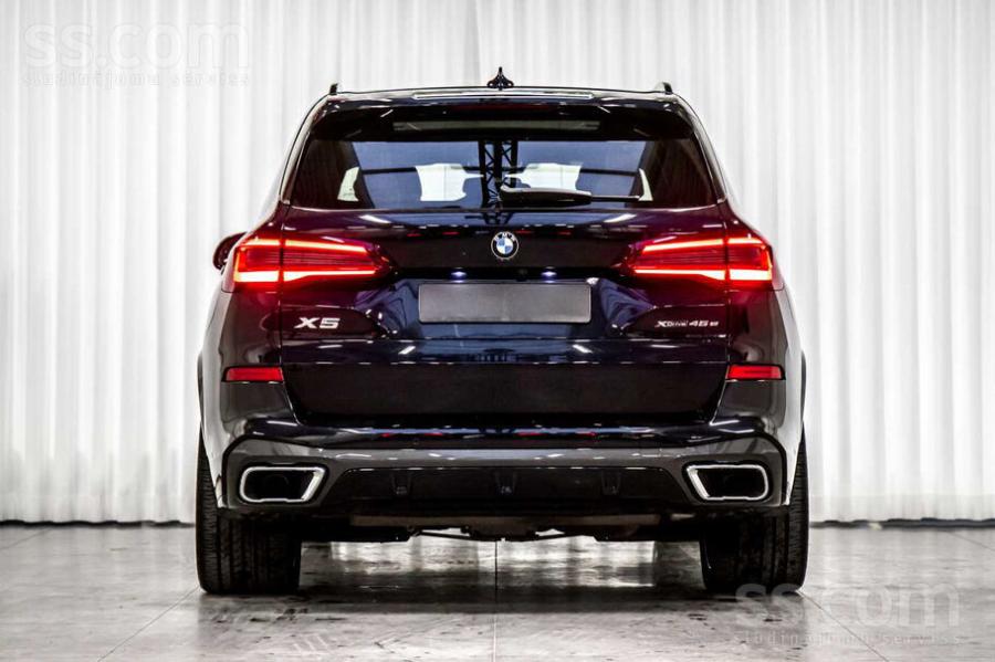 Melns BMW X5 2021 Tukums, ar dzinēja tilpumu 3.00 L un nobraukumu 0 tūkst. km par 43990 €, foto 6 vietnē AUTOMOTO.COM.LV