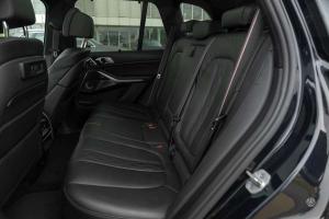 Black BMW X5 2021 in Vilnius, with an engine capacity of 2.99 L and mileage of 176 thousand km for 44000 €, photo 22 on AUTOMOTO.COM.LV