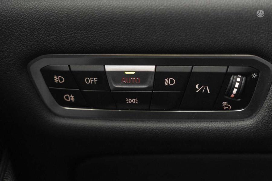 Black BMW X5 2021 in Vilnius, with an engine capacity of 2.99 L and mileage of 176 thousand km for 44000 €, photo 30 on AUTOMOTO.COM.LV