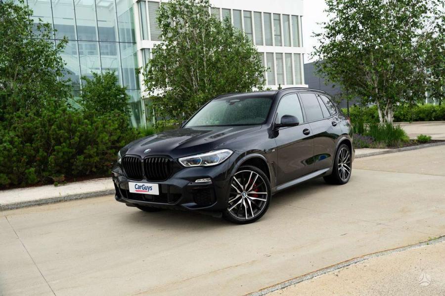Black BMW X5 2021 in Vilnius, with an engine capacity of 2.99 L and mileage of 176 thousand km for 44000 €, photo 38 on AUTOMOTO.COM.LV