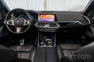 Melns BMW X5 2021 Tukums, ar dzinēja tilpumu 3.00 L un nobraukumu 0 tūkst. km par 57990 €, foto 6 vietnē AUTOMOTO.COM.LV
