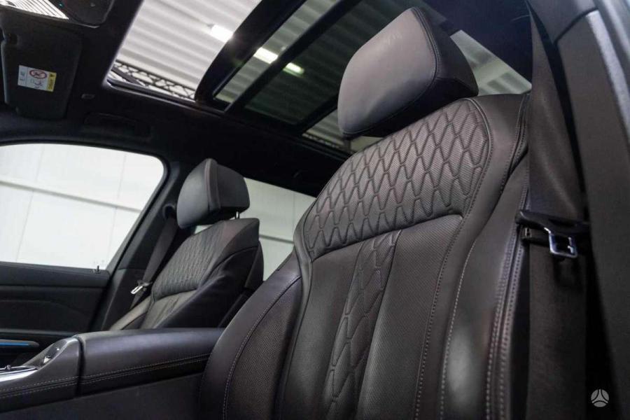 Black BMW X5 2021 in Tukums, with an engine capacity of 3.00 L and mileage of 82 thousand km for 57990 €, photo 7 on AUTOMOTO.COM.LV