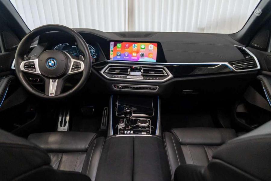 Black BMW X5 2021 in Tukums, with an engine capacity of 3.00 L and mileage of 82 thousand km for 57990 €, photo 8 on AUTOMOTO.COM.LV