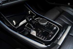 Black BMW X5 2021 in Tukums, with an engine capacity of 3.00 L and mileage of 82 thousand km for 57990 €, photo 10 on AUTOMOTO.COM.LV