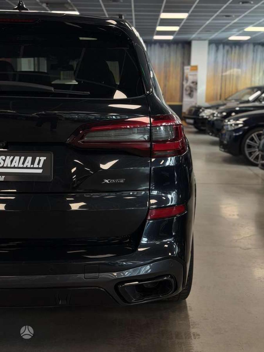 Melns BMW X5 2021 Klaipėda, ar dzinēja tilpumu 3.00 L un nobraukumu 63 tūkst. km par 39950 €, foto 13 vietnē AUTOMOTO.COM.LV