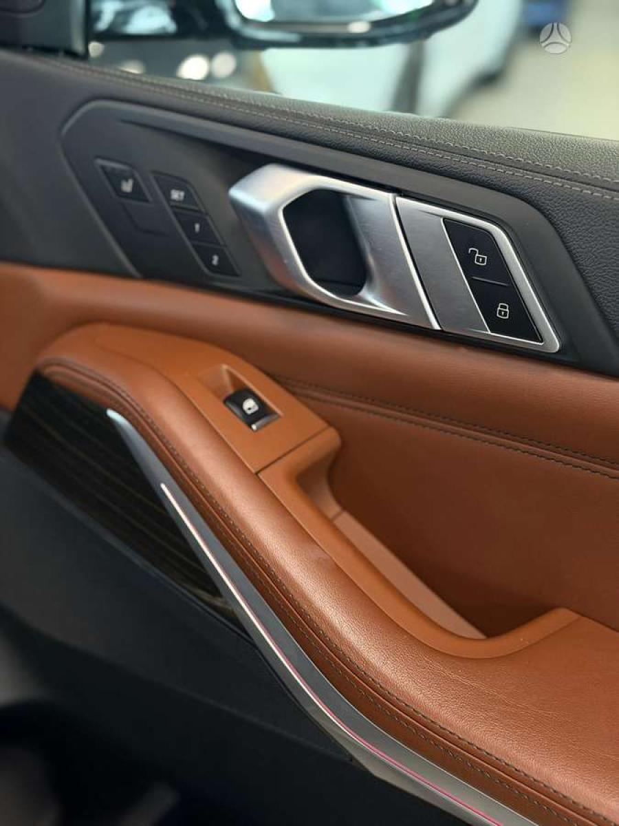 Melns BMW X5 2021 Klaipėda, ar dzinēja tilpumu 3.00 L un nobraukumu 63 tūkst. km par 39950 €, foto 26 vietnē AUTOMOTO.COM.LV