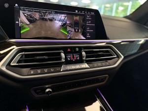 Melns BMW X5 2021 Klaipėda, ar dzinēja tilpumu 3.00 L un nobraukumu 63 tūkst. km par 39950 €, foto 30 vietnē AUTOMOTO.COM.LV