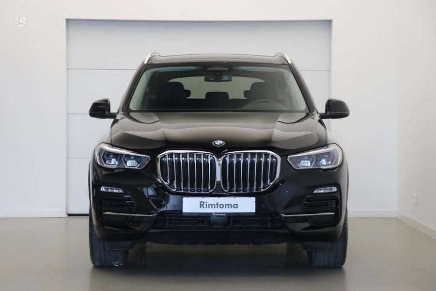 Melns BMW X5 2021 Viļņa, ar dzinēja tilpumu 3.00 L un nobraukumu 141 tūkst. km par 41990 €, foto 7 vietnē AUTOMOTO.COM.LV