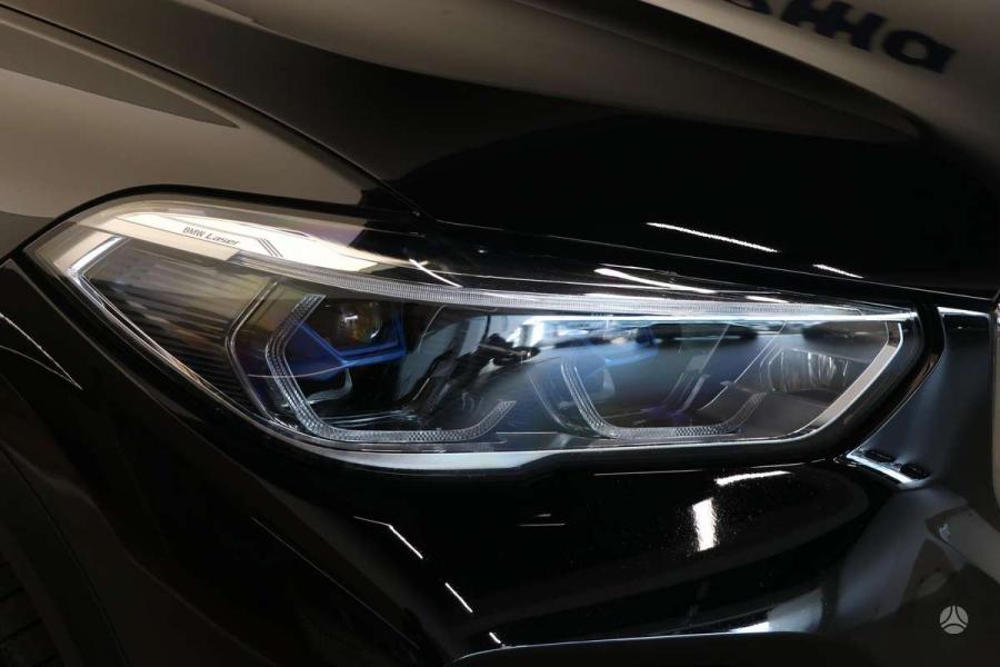 Melns BMW X5 2021 Viļņa, ar dzinēja tilpumu 3.00 L un nobraukumu 141 tūkst. km par 41990 €, foto 8 vietnē AUTOMOTO.COM.LV