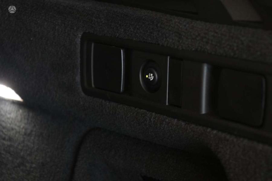 Melns BMW X5 2021 Viļņa, ar dzinēja tilpumu 3.00 L un nobraukumu 141 tūkst. km par 41990 €, foto 12 vietnē AUTOMOTO.COM.LV