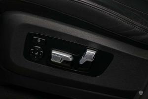 Melns BMW X5 2021 Viļņa, ar dzinēja tilpumu 3.00 L un nobraukumu 141 tūkst. km par 41990 €, foto 21 vietnē AUTOMOTO.COM.LV