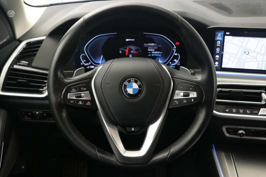 Melns BMW X5 2021 Viļņa, ar dzinēja tilpumu 3.00 L un nobraukumu 141 tūkst. km par 41990 €, foto 26 vietnē AUTOMOTO.COM.LV