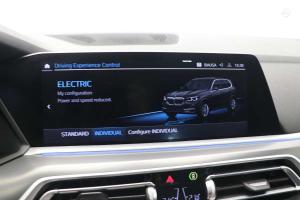 Melns BMW X5 2021 Viļņa, ar dzinēja tilpumu 3.00 L un nobraukumu 141 tūkst. km par 41990 €, foto 31 vietnē AUTOMOTO.COM.LV