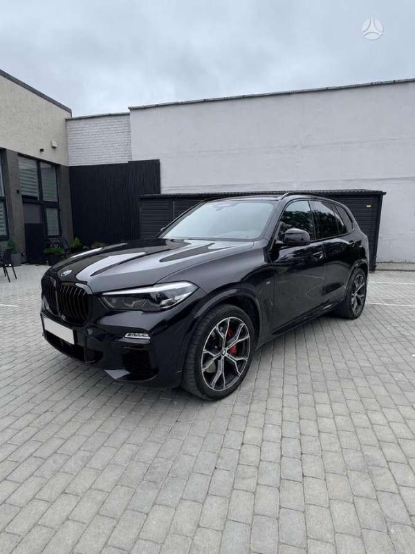 Black BMW X5 2021 in Palanga, with an engine capacity of 2.99 L and mileage of 78 thousand km for 47500 €, photo 2 on AUTOMOTO.COM.LV