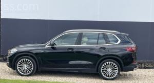 Melns BMW X5 2021 Rīga, ar dzinēja tilpumu 3.00 L un nobraukumu 115 tūkst. km par 41000 €, foto 13 vietnē AUTOMOTO.COM.LV