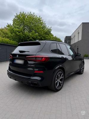 Melns BMW X5 2021 Palanga, ar dzinēja tilpumu 2.99 L un nobraukumu 78 tūkst. km par 45900 €, foto  vietnē AUTOMOTO.COM.LV