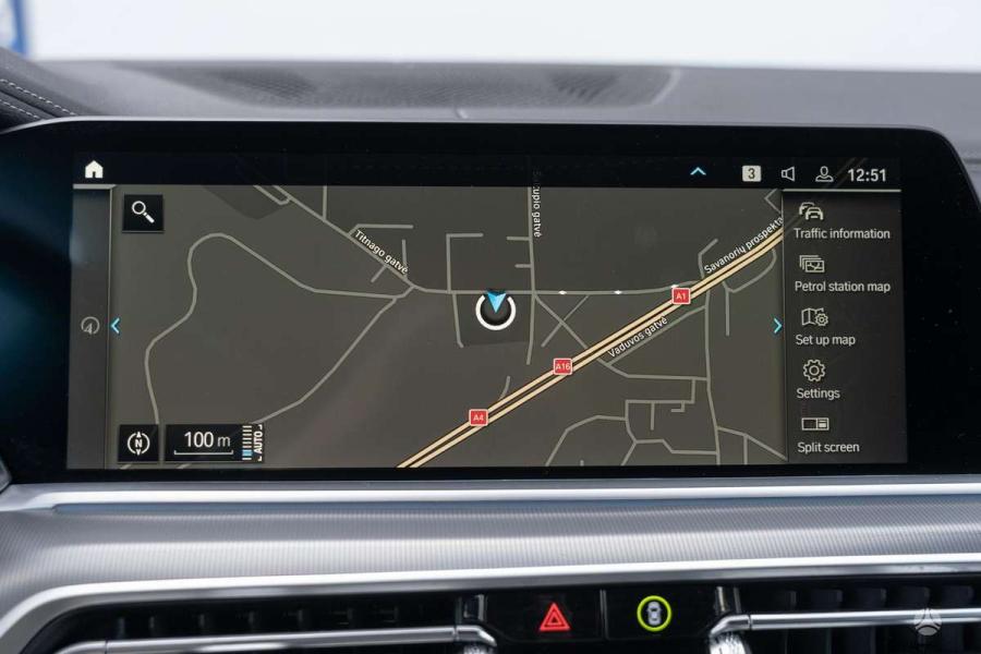 Black BMW X5 2021 in Vilnius, with an engine capacity of 3.00 L and mileage of 137 thousand km for 49999 €, photo 24 on AUTOMOTO.COM.LV