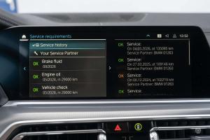 Black BMW X5 2021 in Vilnius, with an engine capacity of 3.00 L and mileage of 137 thousand km for 49999 €, photo 32 on AUTOMOTO.COM.LV