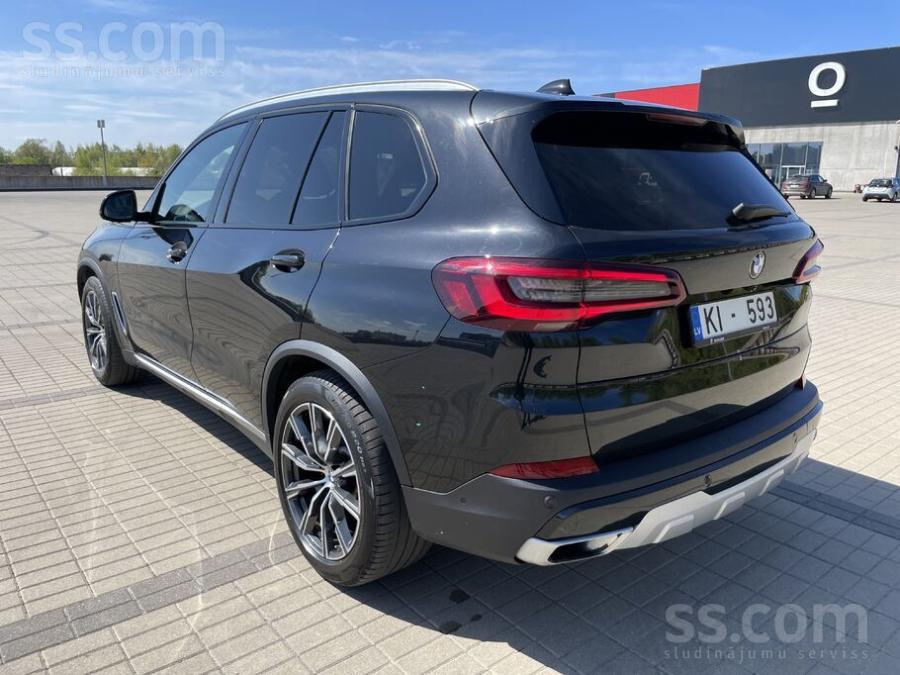 Melns BMW X5 2021 Rīga, ar dzinēja tilpumu 3.00 L un nobraukumu 108 tūkst. km par 38000 €, foto 5 vietnē AUTOMOTO.COM.LV