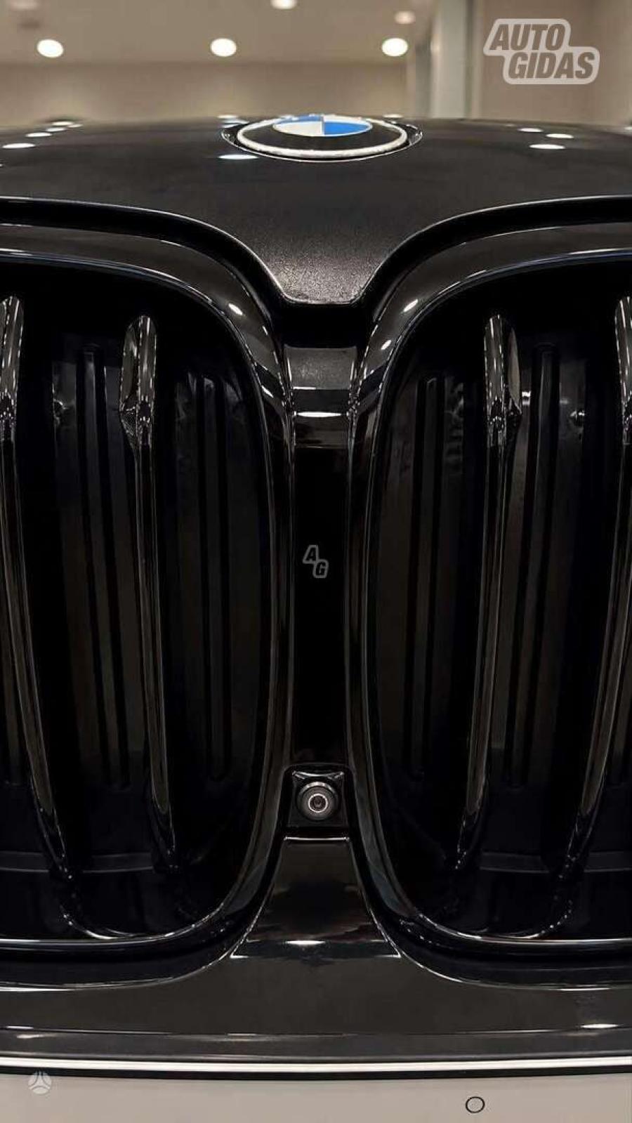 Black BMW X5 2021 in Siauliai, with an engine capacity of 3.00 L and mileage of 78 thousand km for 44000 €, photo 8 on AUTOMOTO.COM.LV
