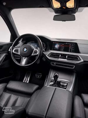 Black BMW X5 2021 in Siauliai, with an engine capacity of 3.00 L and mileage of 78 thousand km for 44000 €, photo 9 on AUTOMOTO.COM.LV