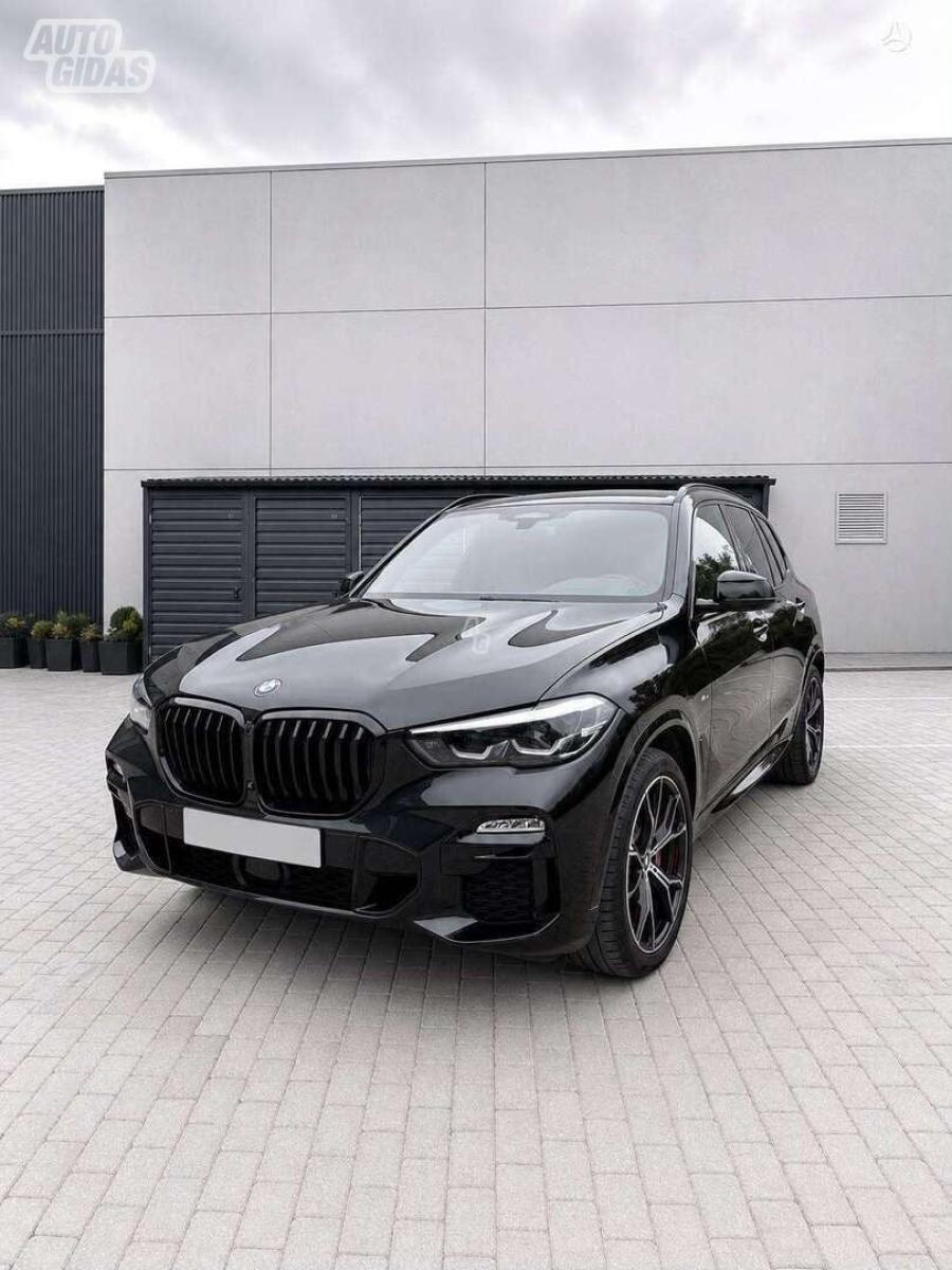 Black BMW X5 2021 in Siauliai, with an engine capacity of 3.00 L and mileage of 78 thousand km for 44000 €, photo 1 on AUTOMOTO.COM.LV