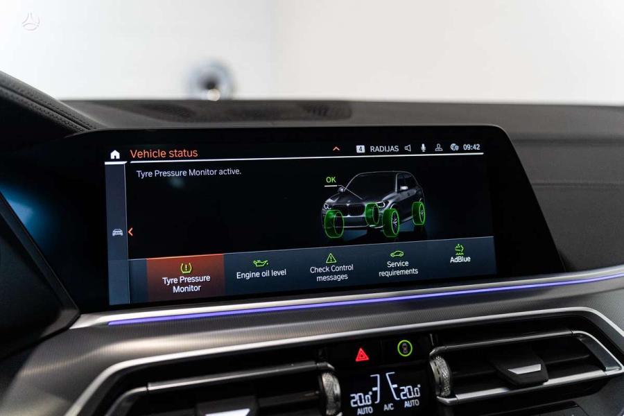 Черный БМВ Х5 2021 в Вильнюс, объемом двигателя 2.99 л и пробегом 92 тыс. км за 47900 €, фото 35 на AUTOMOTO.COM.LV