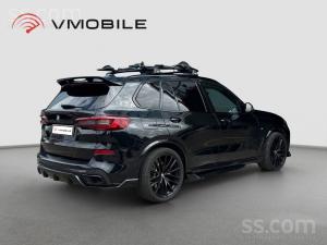 Black BMW X5 2021 in Riga, with an engine capacity of 3.00 L and mileage of 102 thousand km for 49900 €, photo 3 on AUTOMOTO.COM.LV