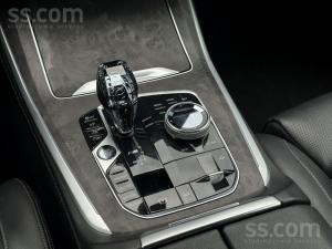 Black BMW X5 2021 in Riga, with an engine capacity of 3.00 L and mileage of 102 thousand km for 49900 €, photo 10 on AUTOMOTO.COM.LV