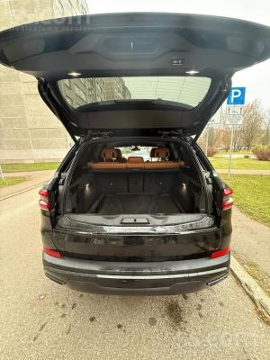 Black BMW X5 2021 in Riga, with an engine capacity of 3.00 L and mileage of 50 thousand km for 48000 €, photo 8 on AUTOMOTO.COM.LV