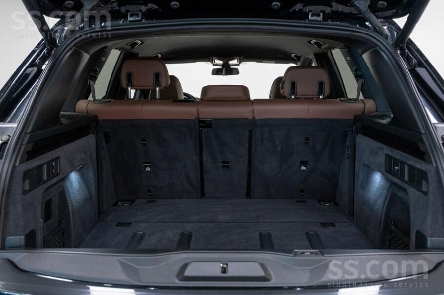Black BMW X5 2021 in Riga, with an engine capacity of 3.00 L and mileage of 109 thousand km for 41500 €, photo 10 on AUTOMOTO.COM.LV