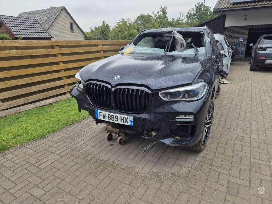 Melns BMW X5 2021 Kauņa, ar dzinēja tilpumu 3.00 L un nobraukumu 156 tūkst. km par 12500 €, foto 20 vietnē AUTOMOTO.COM.LV