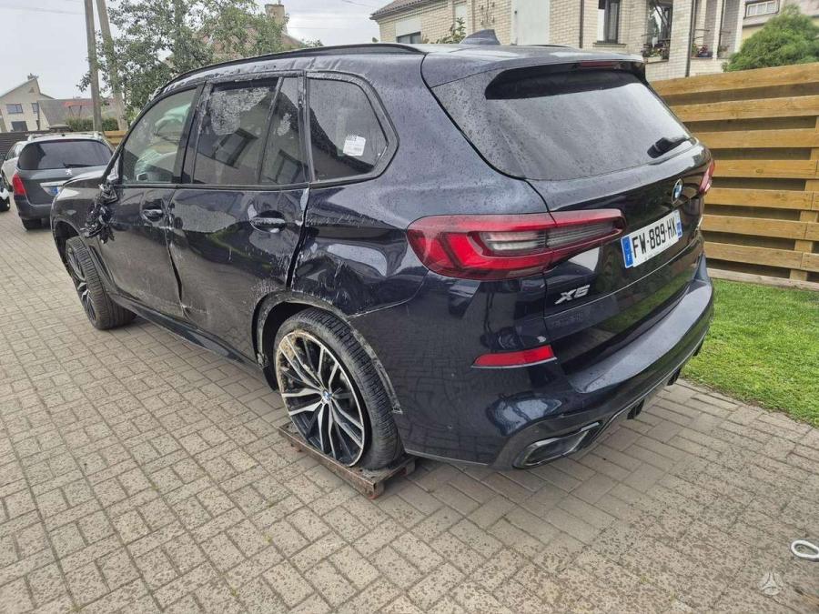 Melns BMW X5 2021 Kauņa, ar dzinēja tilpumu 3.00 L un nobraukumu 156 tūkst. km par 12500 €, foto 23 vietnē AUTOMOTO.COM.LV