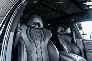 Black BMW X5 2021 in Vilnius, with an engine capacity of 3.00 L and mileage of 58 thousand km for 59999 €, photo 30 on AUTOMOTO.COM.LV