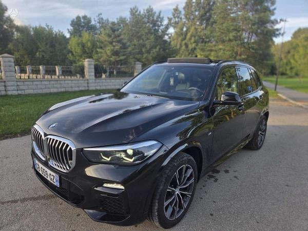 BMW X5 2021 in Taurage on AUTOMOTO.COM.LV Black BMW X5 2021 in Taurage, with an engine capacity of 2.99 L and mileage of 215 thousand km for 30900 €, photo 3 on AUTOMOTO.COM.LV