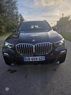 Black BMW X5 2021 in Taurage, with an engine capacity of 2.99 L and mileage of 215 thousand km for 30900 €, photo 10 on AUTOMOTO.COM.LV