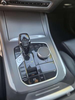 Black BMW X5 2021 in Taurage, with an engine capacity of 2.99 L and mileage of 215 thousand km for 30900 €, photo 14 on AUTOMOTO.COM.LV