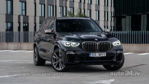 Melns BMW X5 2021 Tallina, ar dzinēja tilpumu 4.40 L un nobraukumu 73 tūkst. km par 57000 €, foto  vietnē AUTOMOTO.COM.LV