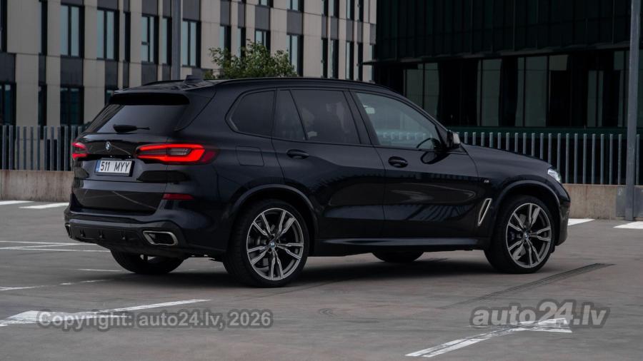 Melns BMW X5 2021 Tallina, ar dzinēja tilpumu 4.40 L un nobraukumu 73 tūkst. km par 57000 €, foto 7 vietnē AUTOMOTO.COM.LV
