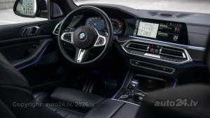 Melns BMW X5 2021 Tallina, ar dzinēja tilpumu 4.40 L un nobraukumu 73 tūkst. km par 57000 €, foto 9 vietnē AUTOMOTO.COM.LV
