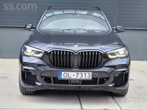 Black BMW X5 2021 in Riga, with an engine capacity of 3.00 L and mileage of 83 thousand km for 42000 €, photo 7 on AUTOMOTO.COM.LV