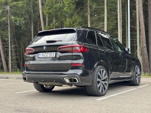 Черный БМВ Х5 2021 в Клайпеда, объемом двигателя 2.99 л и пробегом 235 тыс. км за 42000 €, фото 14 на AUTOMOTO.COM.LV