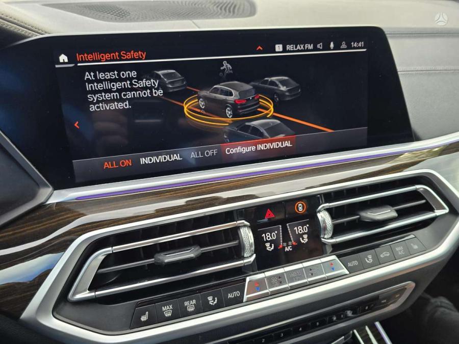 Melns BMW X5 2021 Radviliškis, ar dzinēja tilpumu 3.00 L un nobraukumu 160 tūkst. km par 39500 €, foto 27 vietnē AUTOMOTO.COM.LV