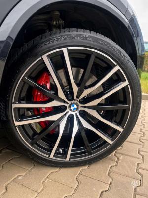 Black BMW X5 2021 in Jurmala, with an engine capacity of 4.40 L and mileage of 89 thousand km for 47900 €, photo 8 on AUTOMOTO.COM.LV