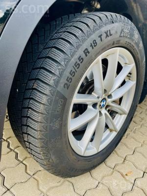 Black BMW X5 2021 in Riga, with an engine capacity of 3.00 L and mileage of 166 thousand km for 33600 €, photo 6 on AUTOMOTO.COM.LV