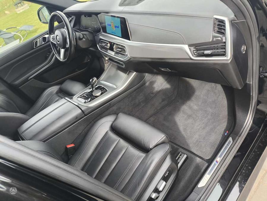 Melns BMW X5 2021 Šauļi, ar dzinēja tilpumu 3.00 L un nobraukumu 129 tūkst. km par 47400 €, foto 11 vietnē AUTOMOTO.COM.LV