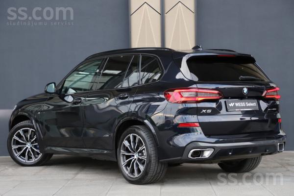 BMW X5 2021 RÄ«ga vietnÄ Melns BMW X5 2021 RÄ«ga, ar dzinÄja tilpumu 3.00 L un nobraukumu 165 tÅ«kst. km par 39900 ā¬, foto 4 vietnÄ AUTOMOTO.COM.LV