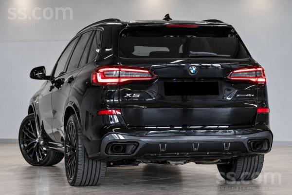 BMW X5 2021 Tukums vietnē Melns BMW X5 2021 Tukums, ar dzinēja tilpumu 3.00 L un nobraukumu 157 tūkst. km par 49990 €, foto 3 vietnē AUTOMOTO.COM.LV